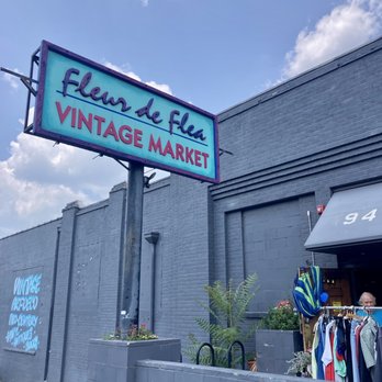 FLEUR DE FLEA VINTAGE URBAN MARKET INDOOR PERMANENT WAREHOUSE - Updated ...