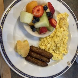 POPPIES RESTAURANT & DELI - Updated July 2025 - 372 Photos & 426 ...