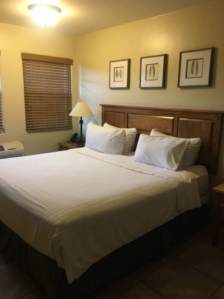 THE ARIZONA SUNSET INN - 38 Photos & 81 Reviews - 340 S Haskell Ave ...