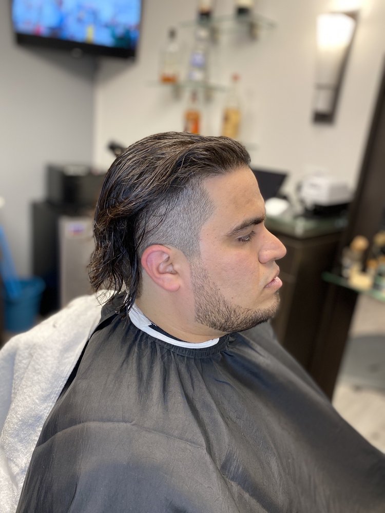 JOAN CRUZ BARBER - Updated June 2024 - 38 Photos - 1442 NE Miami Pl ...