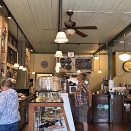 SOUTH STORE CAFE - Updated December 2025 - 368 Photos & 284 Reviews ...