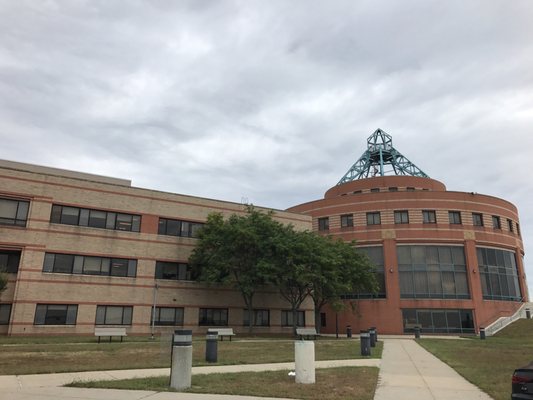 KINGSBOROUGH COMMUNITY COLLEGE - Updated January 2026 - 49 Photos & 30 ...