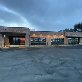 FINNEYS CRAFTHOUSE - PORTER RANCH - Updated June 2024 - 1207 Photos ...