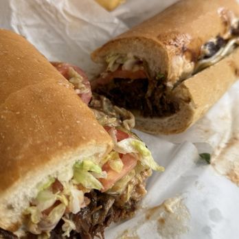 PARKWAY BAKERY & TAVERN - Updated April 2025 - 3544 Photos & 2715 ...