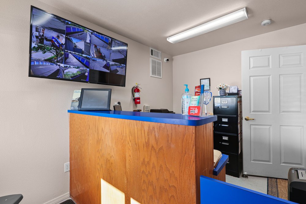 CROWN STORAGE - Updated September 2025 - 18657 Boulder Dr, Redding ...
