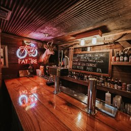 STORY INN - Updated September 2025 - 476 Photos & 194 Reviews - 6404 ...