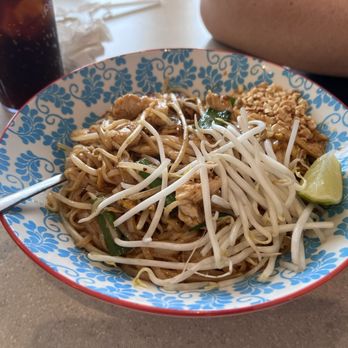 FAI THAI KITCHEN - Updated October 2025 - 42 Photos & 42 Reviews - 4451 ...
