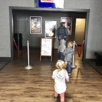 OVERLAND PARK CINEMAS - Updated January 2025 - 20 Photos & 32 Reviews ...