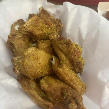 WING SLINGERS - Updated January 2026 - 84 Photos & 252 Reviews - 7325 E ...