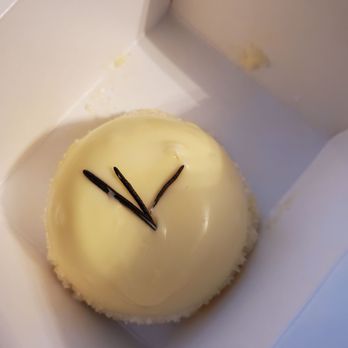 ALASKA CAKE STUDIO - Updated December 2025 - 157 Photos & 135 Reviews ...