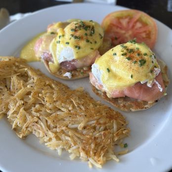 BEA BEA’S - Updated June 2024 - 5098 Photos & 4478 Reviews - 353 N Pass ...