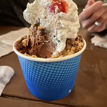 NICKY 2 SCOOPS ICE CREAM PARLOR - Updated December 2025 - 39 Photos ...