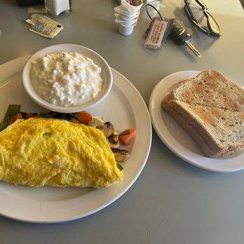 MORONGO VALLEY CAFE - Updated April 2025 - 131 Photos & 190 Reviews ...