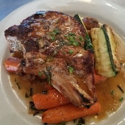 TOWN 220 RESTAURANT - Updated December 2025 - 110 Photos & 136 Reviews ...