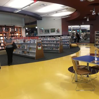 BEDFORD PUBLIC LIBRARY - Updated October 2025 - 13 Photos & 26 Reviews ...