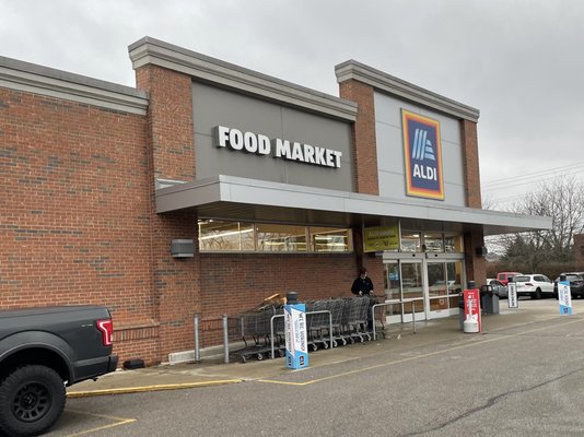 ALDI - Updated December 2025 - 47 Photos & 33 Reviews - 4664 Sawmill Rd ...
