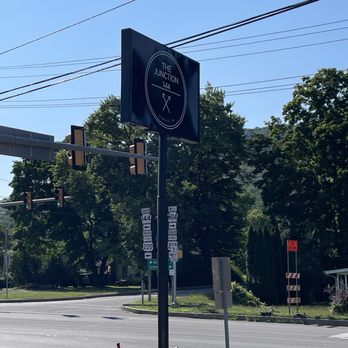 THE JUNCTION 144 - Updated January 2026 - 12 Photos & 13 Reviews - 850 ...