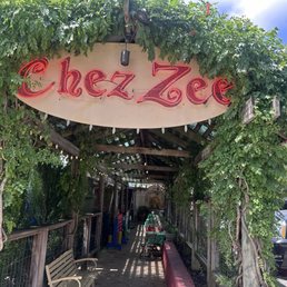 CHEZ ZEE AMERICAN BISTRO - Updated January 2025 - 819 Photos & 1156 ...