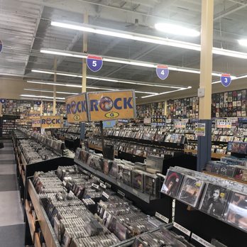 MAD MONK VINTAGE - Updated February 2025 - 68 Photos & 88 Reviews ...