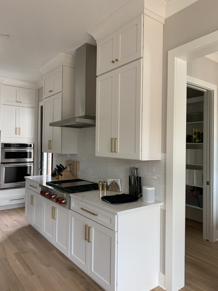 BELLA KITCHEN AND BATH - Updated May 2026 - 12 Photos - 720 Lakeview ...