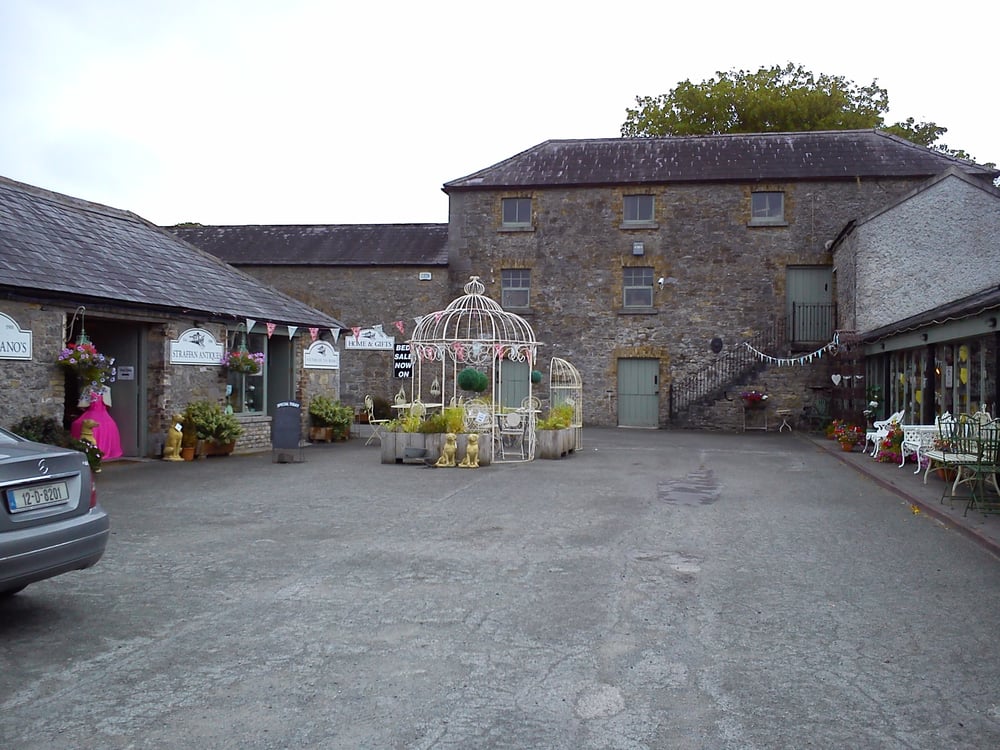 STRAFFAN ANTIQUES & DESIGN CENTRE - Updated September 2025 ...