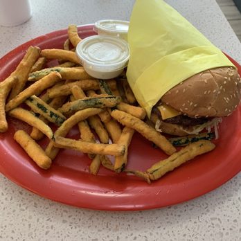 CHRIS’S BURGERS - Updated January 2025 - 224 Photos & 260 Reviews - 765 ...