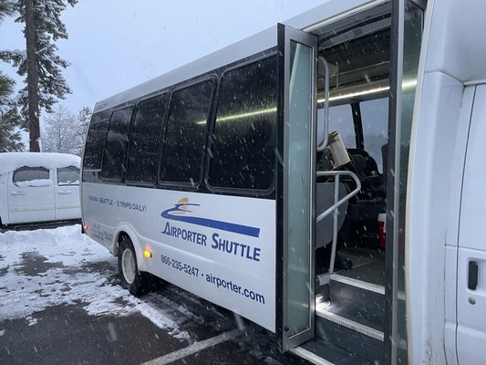 BELLAIR CHARTERS & AIRPORTER - Updated November 2025 - 16 Photos & 115 ...