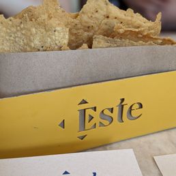 ESTE - Updated January 2026 - 1195 Photos & 376 Reviews - 2113 Manor Rd ...