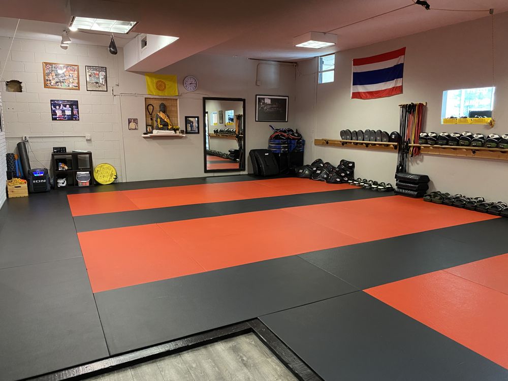 COMBAT CLUB MARTIAL ARTS AND FITNESS - 10 Reviews - 925 N Marine Blvd ...