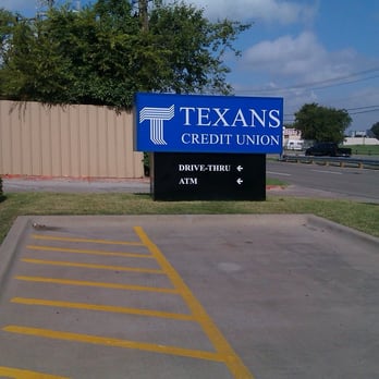 TEXANS CREDIT UNION - Updated December 2025 - 13 Photos - 2241 Irving ...