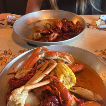 BLUE HOOK CAJUN SEAFOOD & BAR - Updated September 2025 - 68 Photos ...