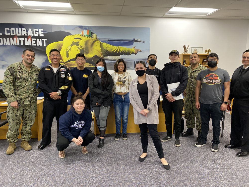 NAVY RECRUITING STATION-HUNTINGTON PARK - Updated June 2024 - 16 Photos ...