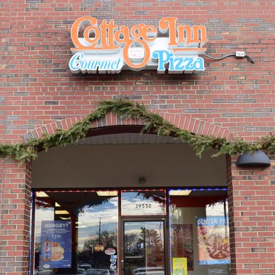 COTTAGE INN PIZZA - Updated May 2024 - 98 Photos & 57 Reviews - 39550 W ...