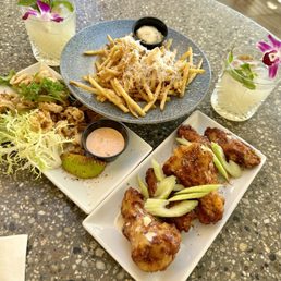 DECK. - Updated October 2025 - 4419 Photos & 2569 Reviews - 150 Kapahulu Ave, Honolulu, Hawaii ...