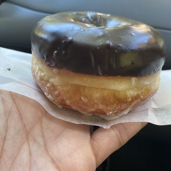 BEACON DOUGHNUTS - Updated November 2025 - 588 Photos & 274 Reviews ...