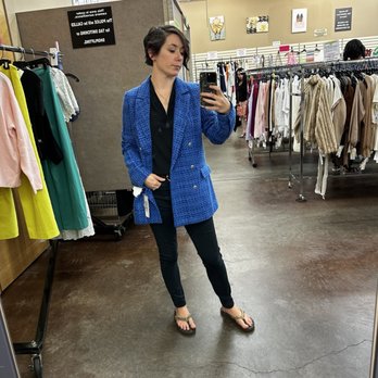 OPITZ OUTLET - ST LOUIS PARK - Updated October 2025 - 44 Photos & 103 ...