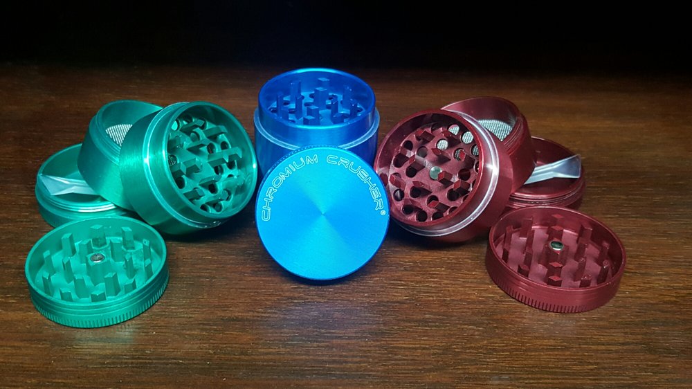 TRIPLE X BOX SMOKE SHOP - Updated December 2025 - 901 B Pale San ...