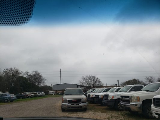 METRO AUTO AUCTION - Updated December 2025 - 2221 Hwy 21 W, Dale, Texas ...