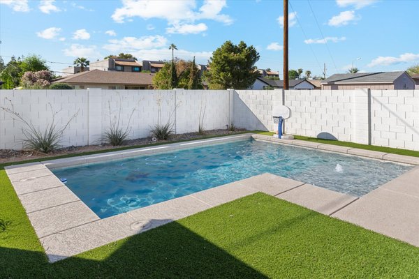 PRESIDENTIAL POOLS & SPAS - Updated October 2025 - 532 Photos & 384 ...