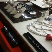 BAILEY’S FINE JEWELRY - 74 Photos & 67 Reviews - 415 Daniels St ...