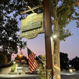 FREEPORT BAR & GRILL - Updated August 2025 - 463 Photos & 480 Reviews ...