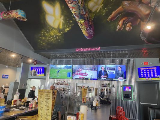 FRIENDS COMMERCE GRILL - Updated October 2025 - 21 Photos - 1671 S Elm ...