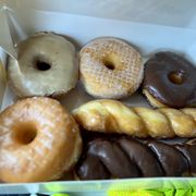 ROLLING PIN DONUTS - 509 Photos & 756 Reviews - 2153 Las Posas Rd ...