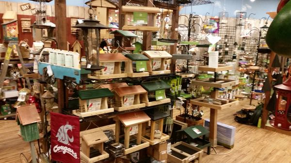 BACKYARD BIRD SHOP - Updated December 2025 - 16 Photos & 16 Reviews ...