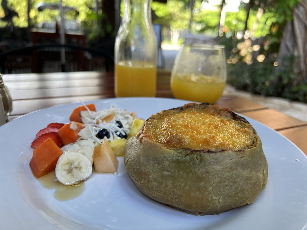 CAFÉ 42 COFFEE & BISTRO - Updated August 2025 - 25 Photos - MZA 091 SM ...