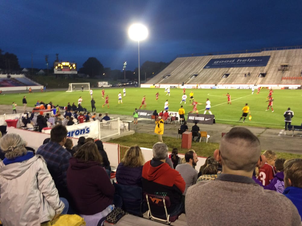 CITY STADIUM - Updated June 2024 - 15 Photos - 3201 Maplewood Ave ...