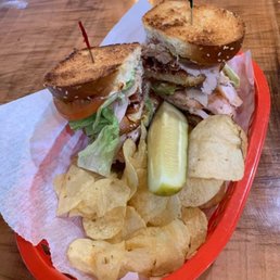 THE WANIGAN EATERY & PUB - Updated October 2025 - 59 Photos & 73 ...