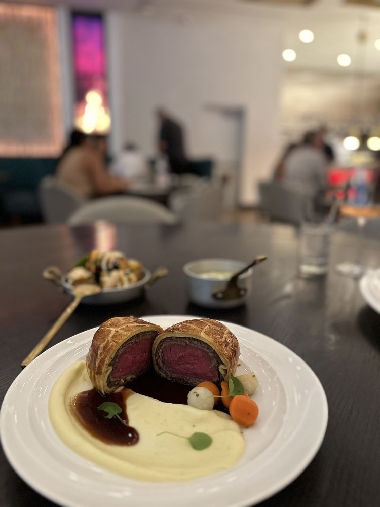 GORDON RAMSAY HELL’S KITCHEN - 672 Photos & 152 Reviews - 333 Biscayne ...