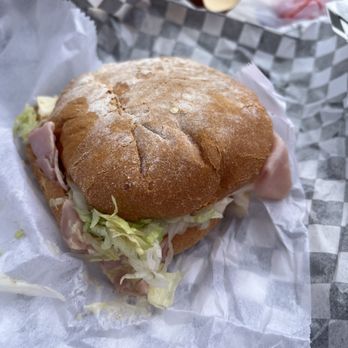 LITTLE BODEGA - Updated December 2025 - 12 Photos & 17 Reviews - 613 ...