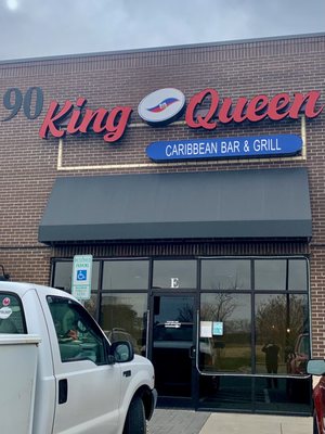 KING QUEEN CARIBBEAN BAR & GRILL - Updated November 2024 - 90 Photos & 70 Reviews - 90 Cape Fear ...